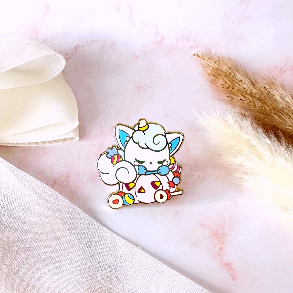 Halloween - Alolan Vulpix Pumpkin Enamel Pin – Amorettes Story